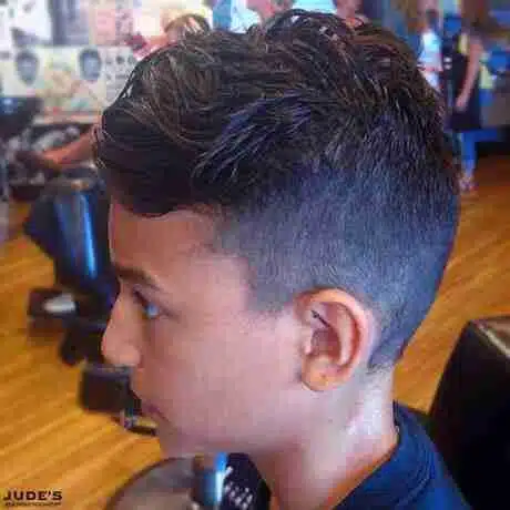 Mens Quiff Haircuts | Best Quiff Haircut | Textured & Low Fade Quiff Haircu
